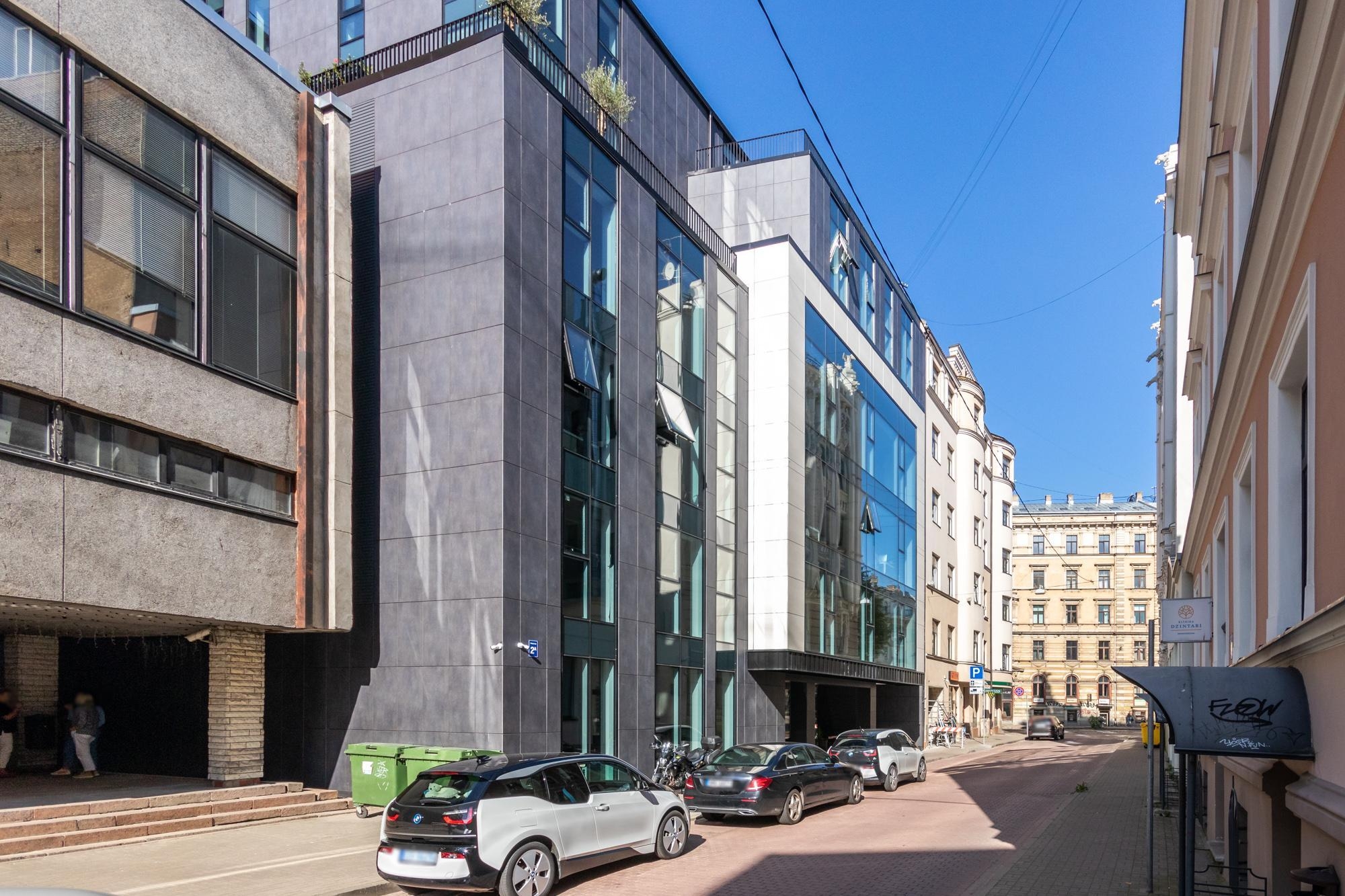 Izīrē biroju Rīgā, Rīgas centrā, Pērses ielā 2A - Latio.lv